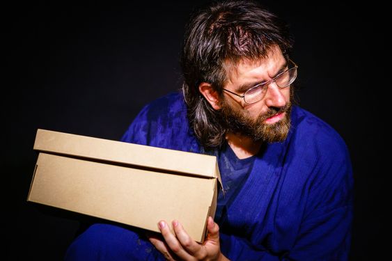 Uncanny Stories: /Séance/ Sequenzen zur Deutung des Unsichtbaren ...